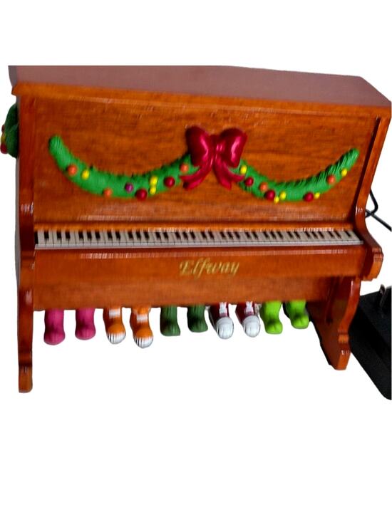 Dunsford World Trade Ltd | Holiday | Vintage Santas Magic Piano ...